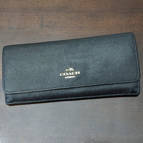 Coach | Bags | Coach Crossgrain Leather Wyn Soft Wallet Black Slim Long ...